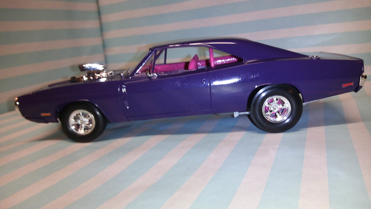 Fast & Furious 1970 Dodge Charger -- Plastic Model Car Kit -- 1/25 ...
