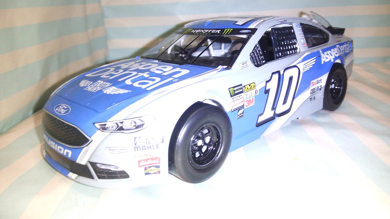 #10 Danica Patrick Aspen Dental Ford Fusion -- Plastic Model Car Kit ...