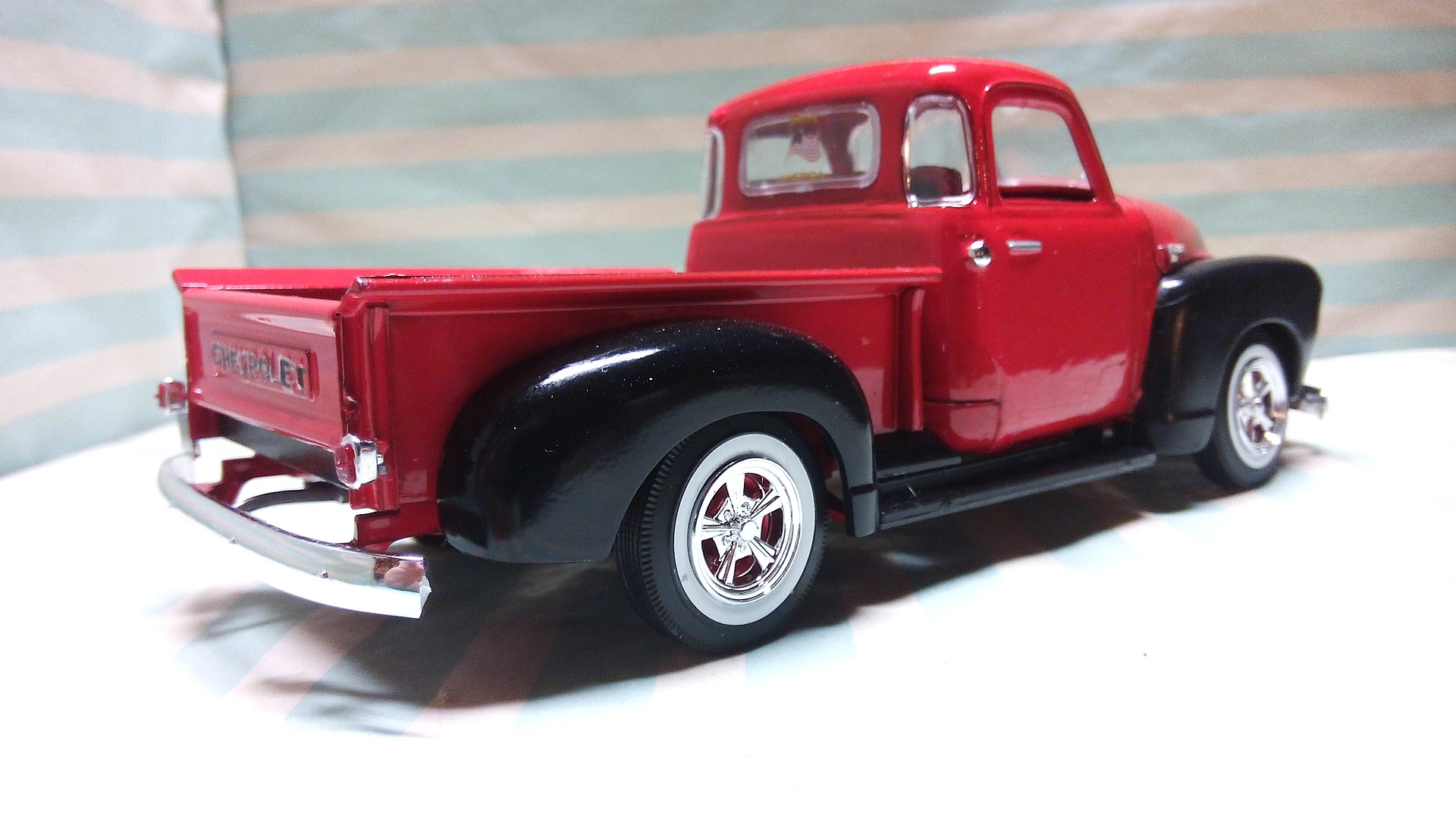 1950 Chevy Pick-Up -- Plastic Model Truck Kit -- 1/25 Scale -- #1076-12 ...