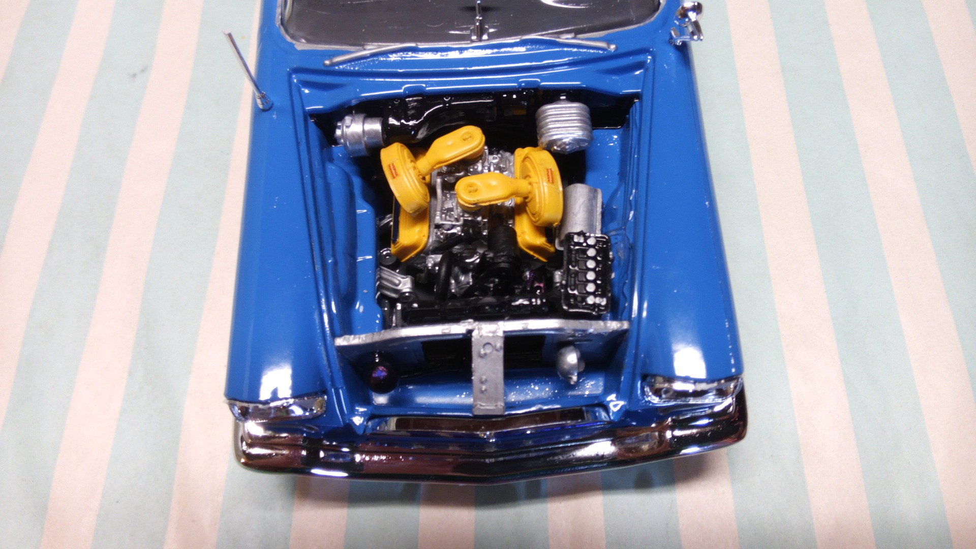 1957 Chrysler 300 -- Plastic Model Car Kit -- 1/25 Scale -- #1100-12 ...