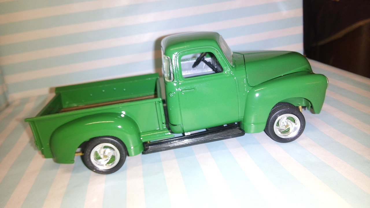 1950 Chevy Pickup Truck w/Working Lights - 14-16V AC/DC -- HO Scale ...