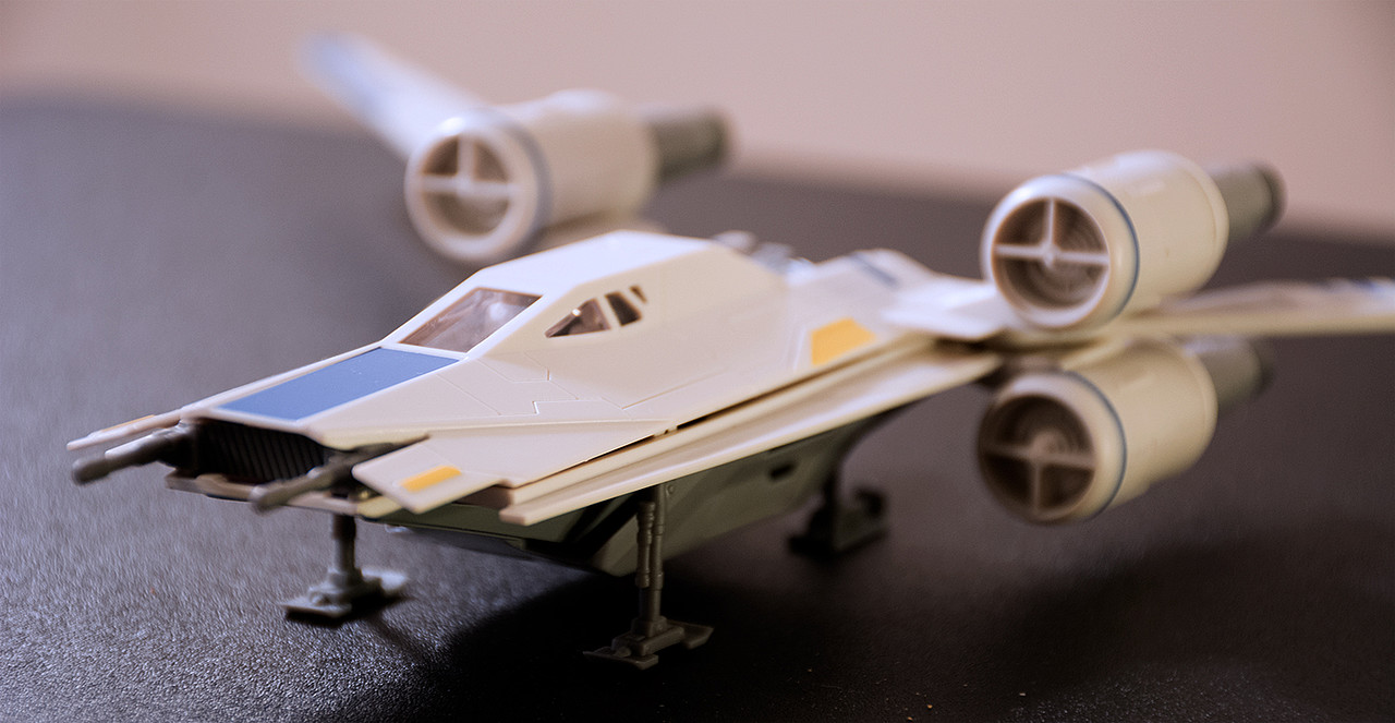 Star Wars Rebel U-Wing Fighter Rogue 1 -- Science Fiction Plastic Model ...