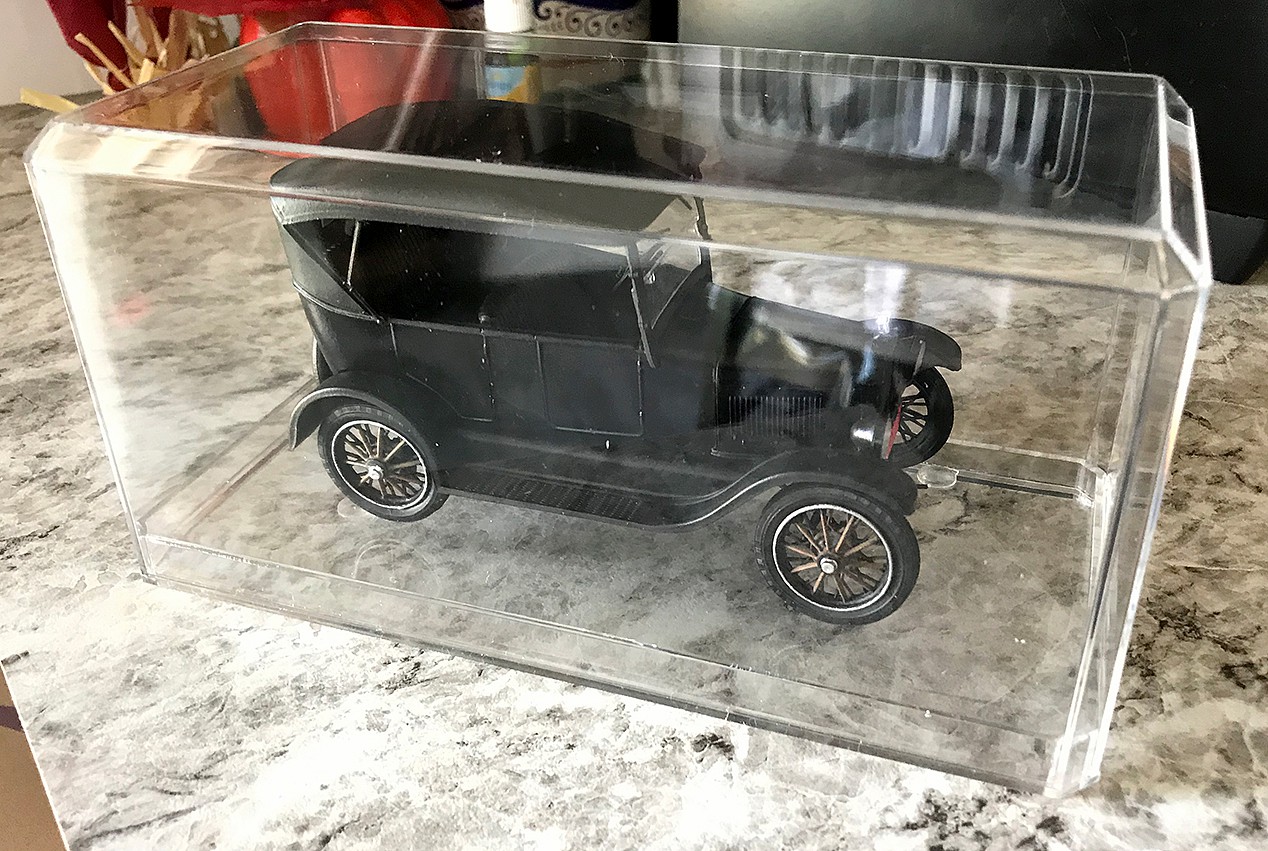 '27 Ford T Vintge Polce Car -- Plastic Model Car Vehicle Kit -- 1/25 ...