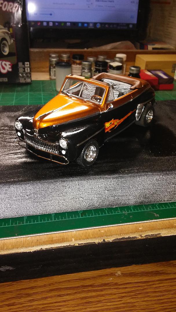 Greased Lightning 1948 Ford Convertible -- Plastic Model Car Kit -- 1/ ...