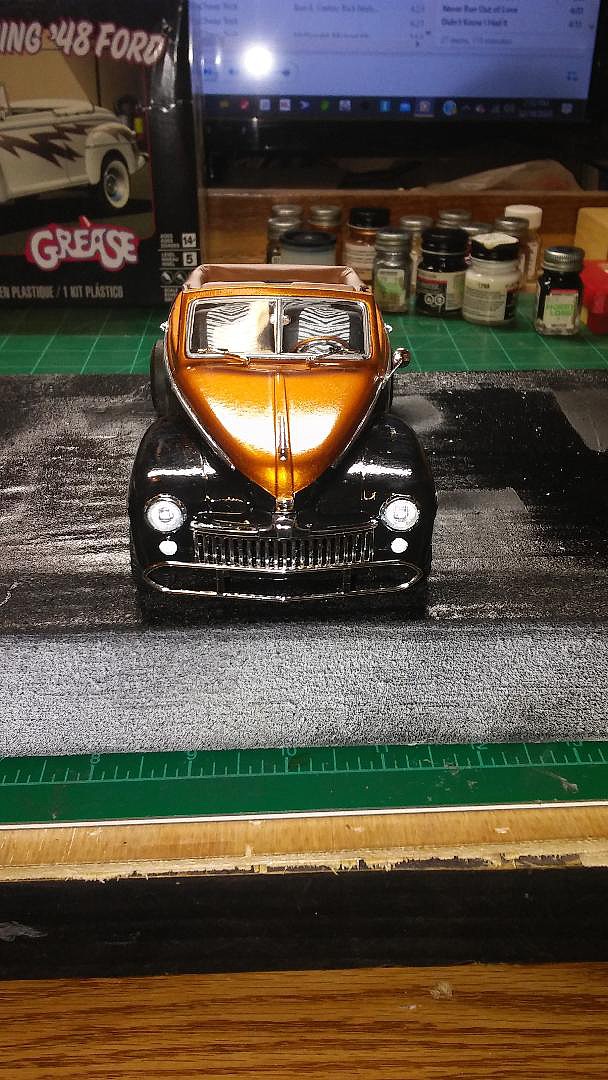 Greased Lightning 1948 Ford Convertible -- Plastic Model Car Kit -- 1/ ...