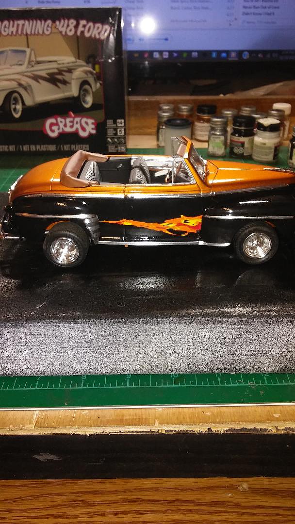 Greased Lightning 1948 Ford Convertible -- Plastic Model Car Kit -- 1/ ...