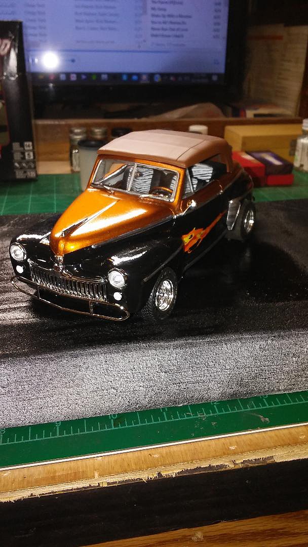 Greased Lightning 1948 Ford Convertible -- Plastic Model Car Kit -- 1/ ...