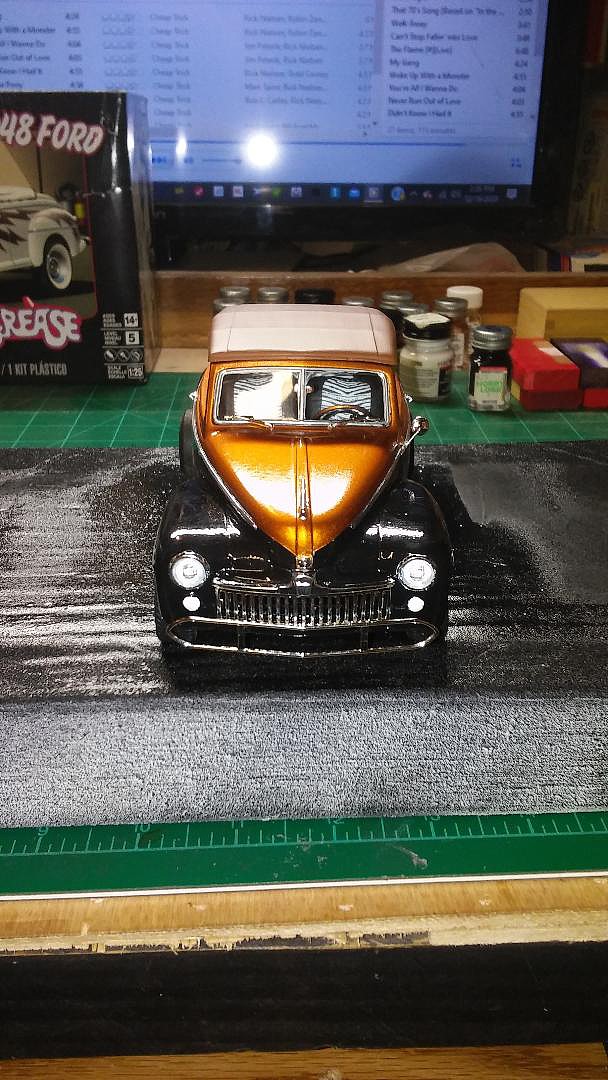 Greased Lightning 1948 Ford Convertible -- Plastic Model Car Kit -- 1/ ...