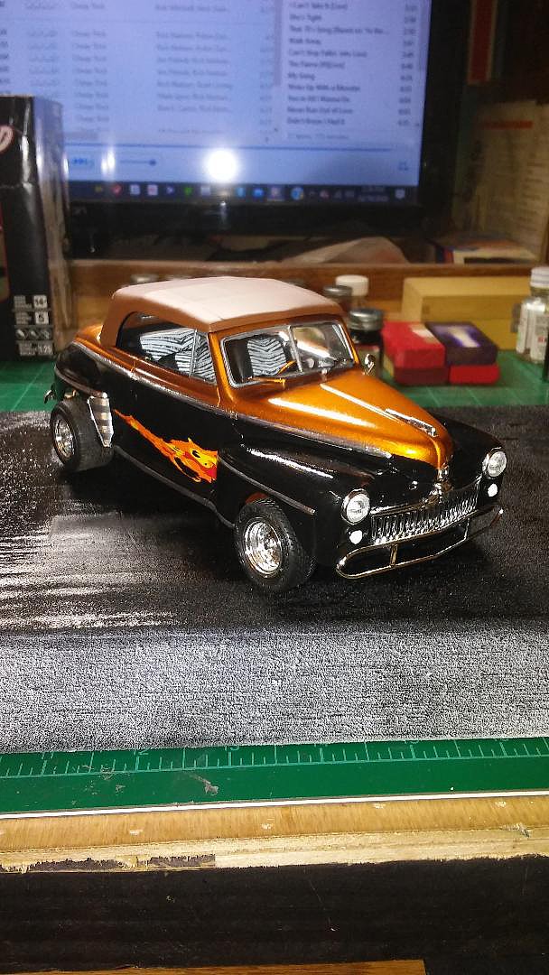 Greased Lightning 1948 Ford Convertible -- Plastic Model Car Kit -- 1/ ...
