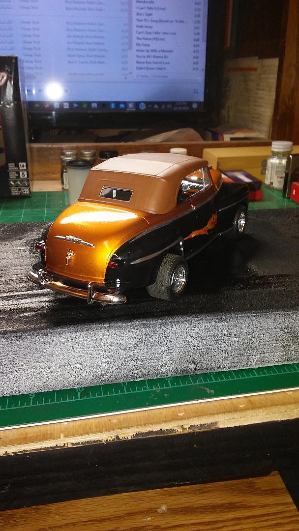 Greased Lightning 1948 Ford Convertible -- Plastic Model Car Kit -- 1/ ...