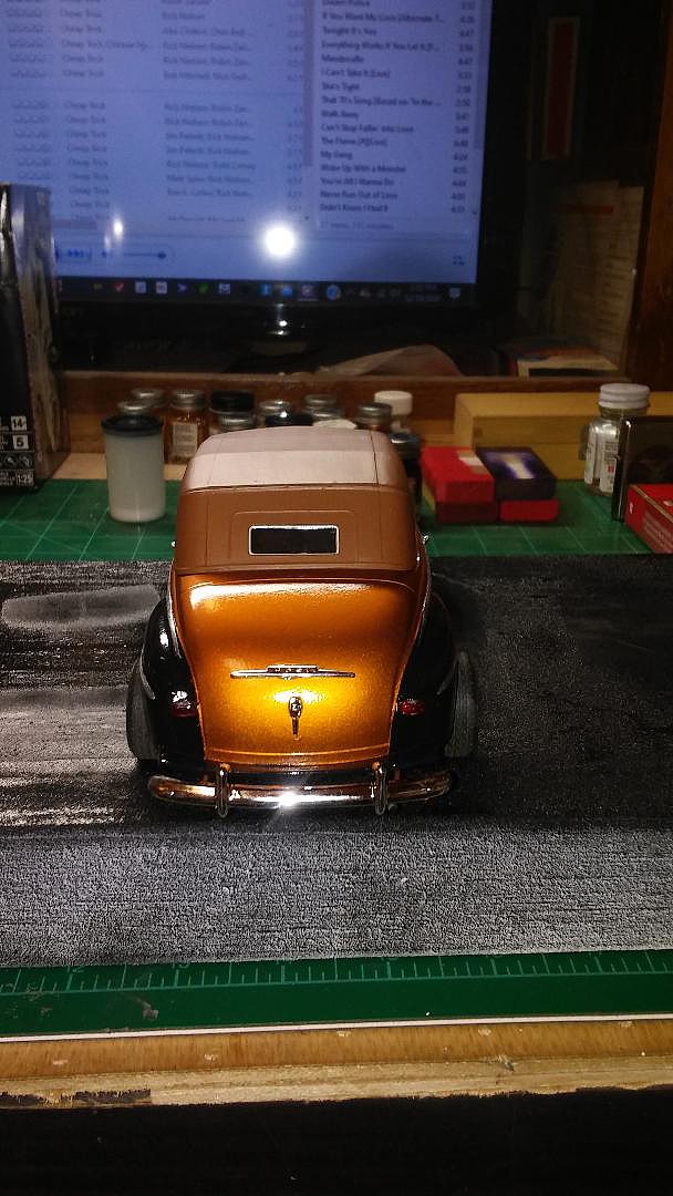 Greased Lightning 1948 Ford Convertible -- Plastic Model Car Kit -- 1/ ...
