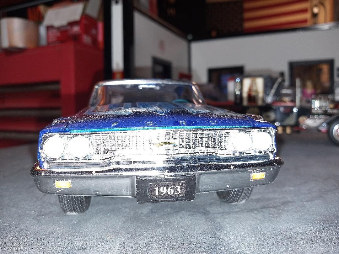1963 Ford Galaxie -- Plastic Model Car Kit -- 1/25 Scale -- #1186 ...