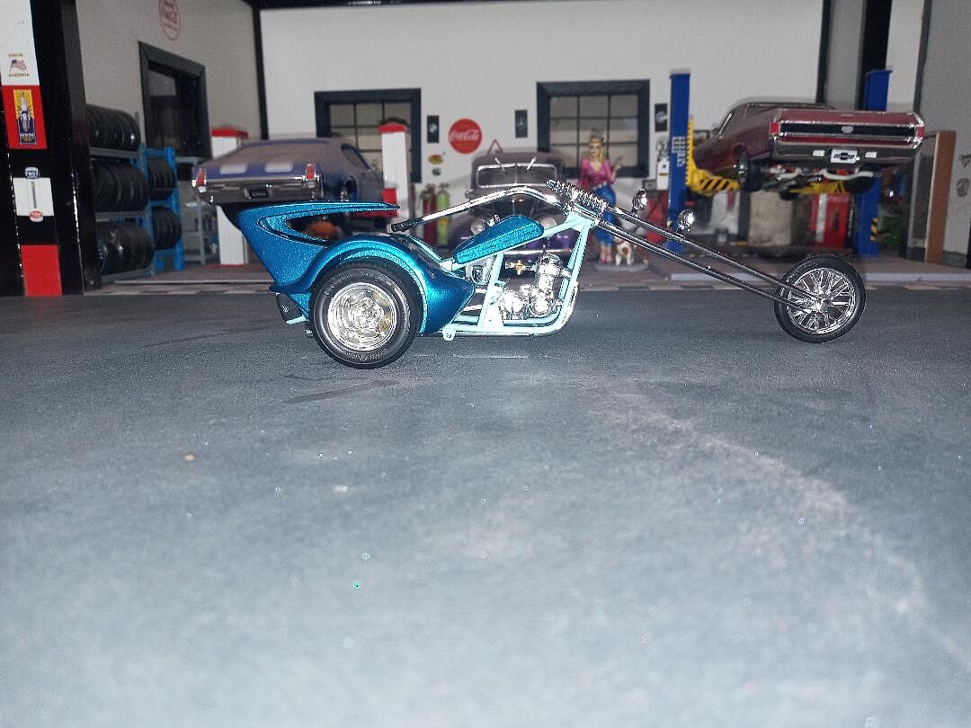 Tiki Trike Trick Trikes -- Plastic Model Motorcycle Kit -- 1/25 Scale ...