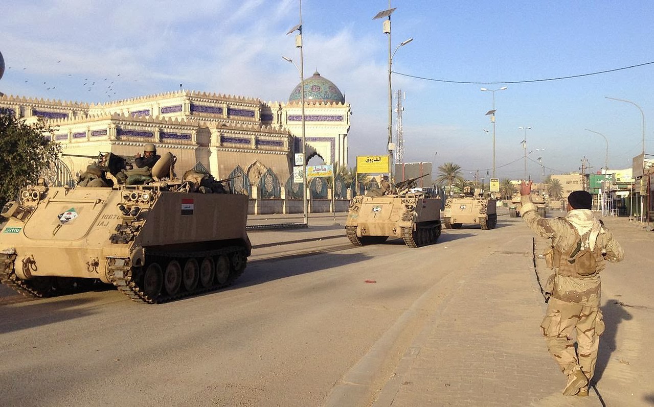 Gallery Pictures Tamiya M113A2 APC Desert Storm Support Plastic Model ...