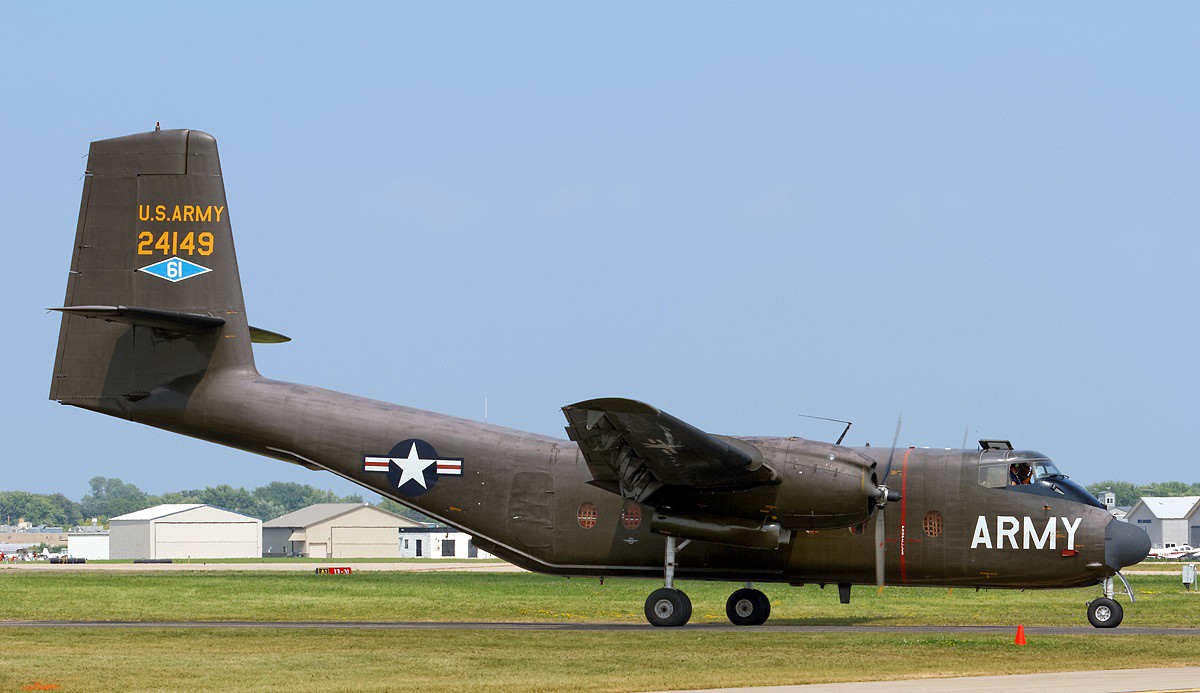 C7B Caribou Cargo Aircraft Pictures