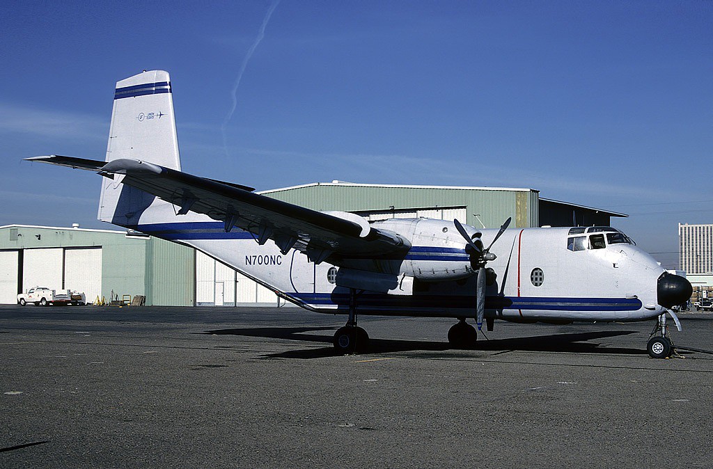 DHC4A Caribou Cargo Aircraft -- Plastic Model Airplane Kit -- 1/144 ...