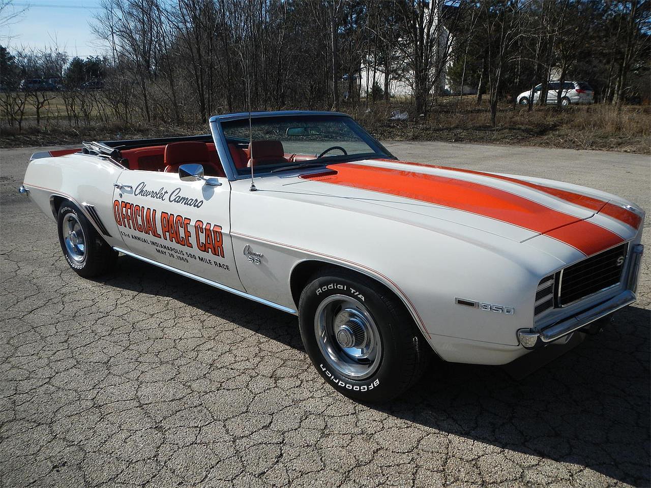 1969 Camaro Convertible -- Plastic Model Car Kit -- 1/25 Scale ...