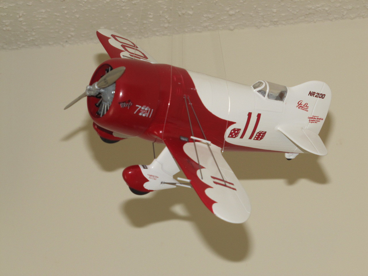 Gee Bee R Racer -- Plastic Model Airplane Kit -- 1/32 Scale -- #32511 ...