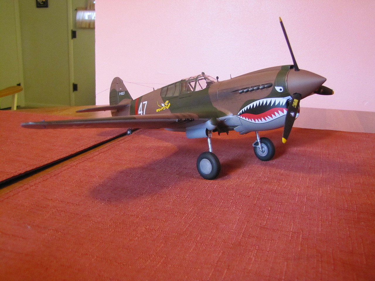 P40E Warhawk Texas Longhorn USAAF Fighter -- Plastic Model Airplane Kit ...