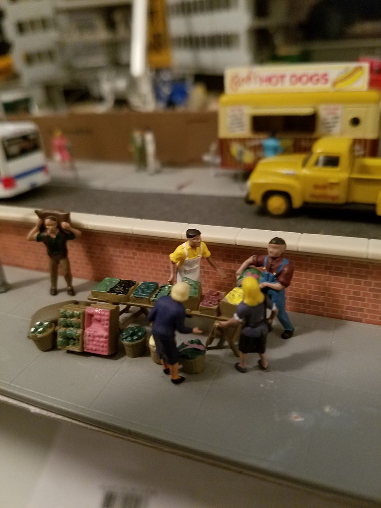 Farmers Market -- HO Scale Model Railroad Figure -- #a1896 pictures by ...