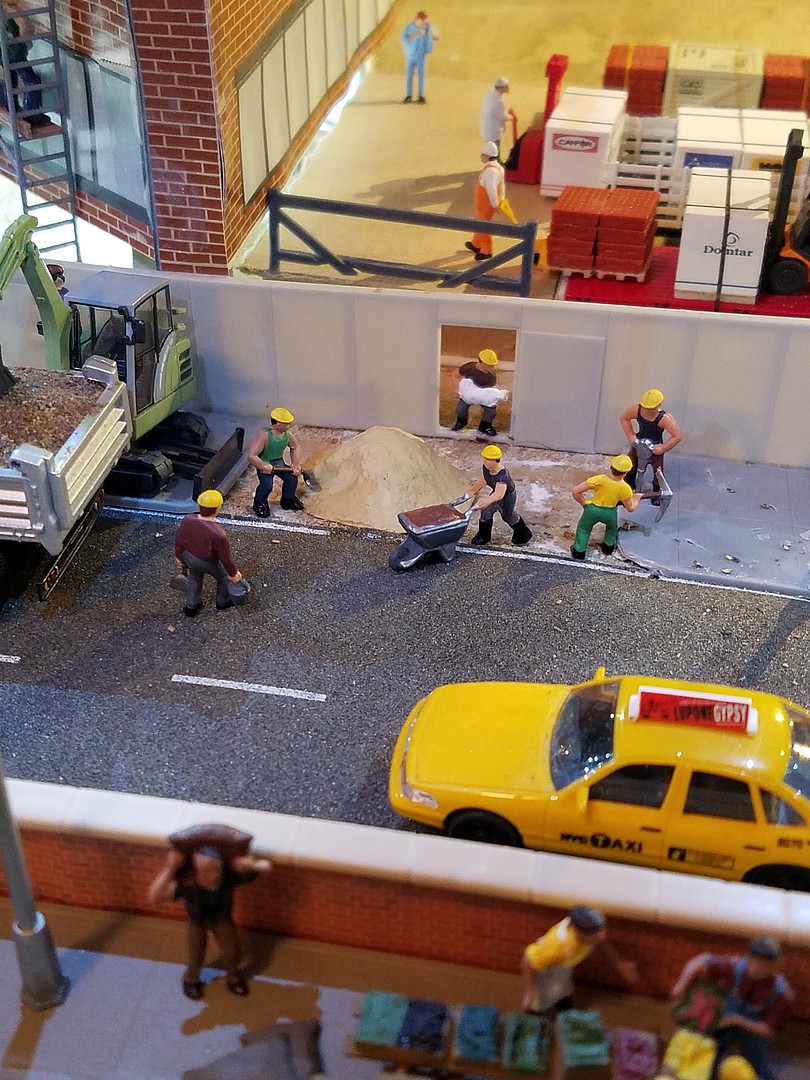 Track Laying Crew (6) -- HO Scale Model Railroad Figure -- #5700 ...