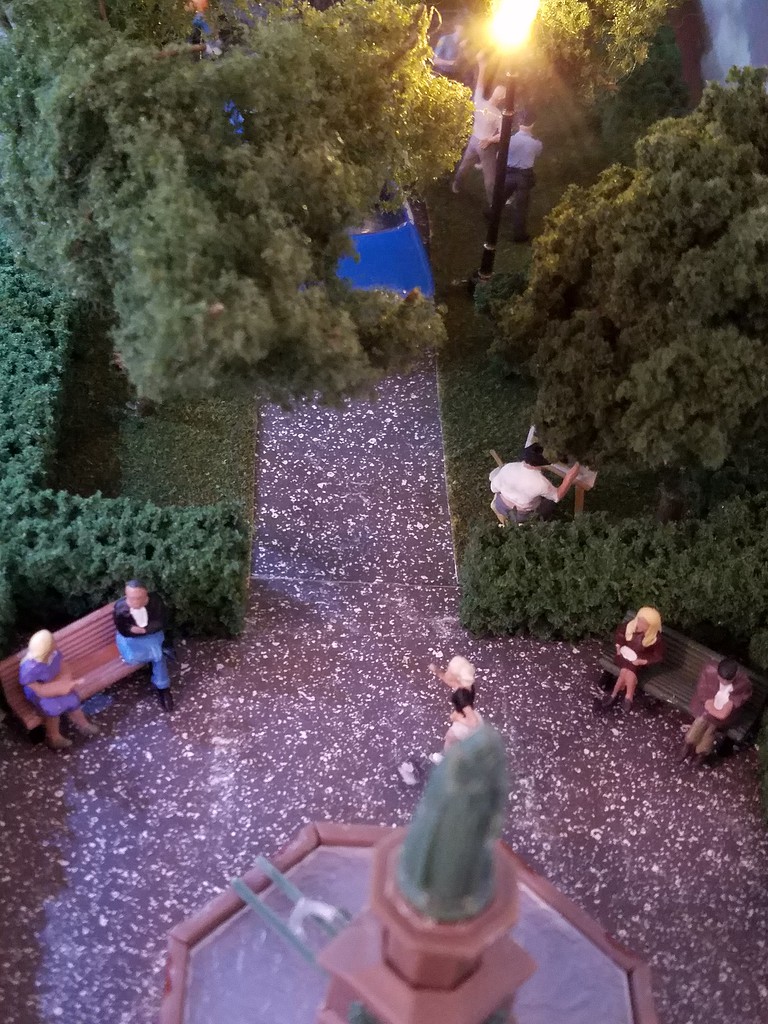 People on Benches -- HO Scale Model Railroad Figure -- #a1924 pictures ...