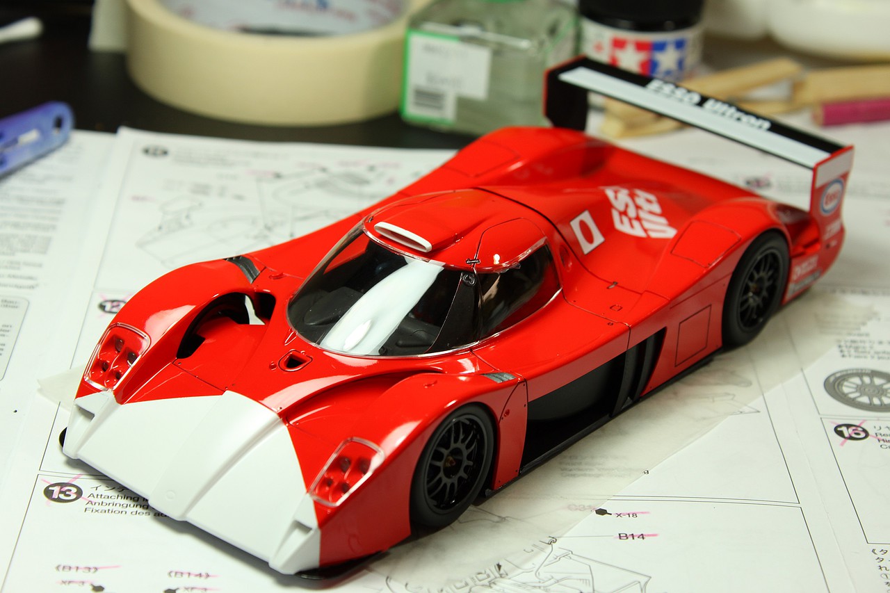 Toyota GT-One TS020 LeMans Racecar -- Plastic Model Car Kit -- 1/24 ...