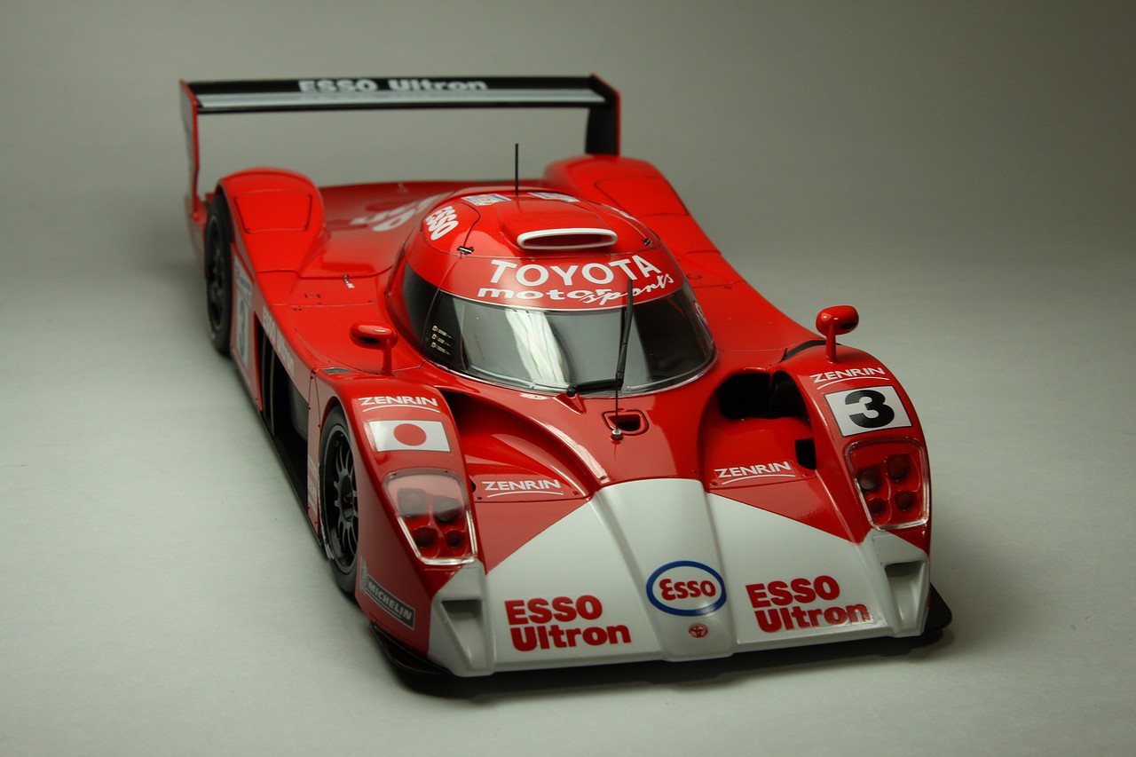 Toyota GT-One TS020 LeMans Racecar -- Plastic Model Car Kit -- 1/24 ...