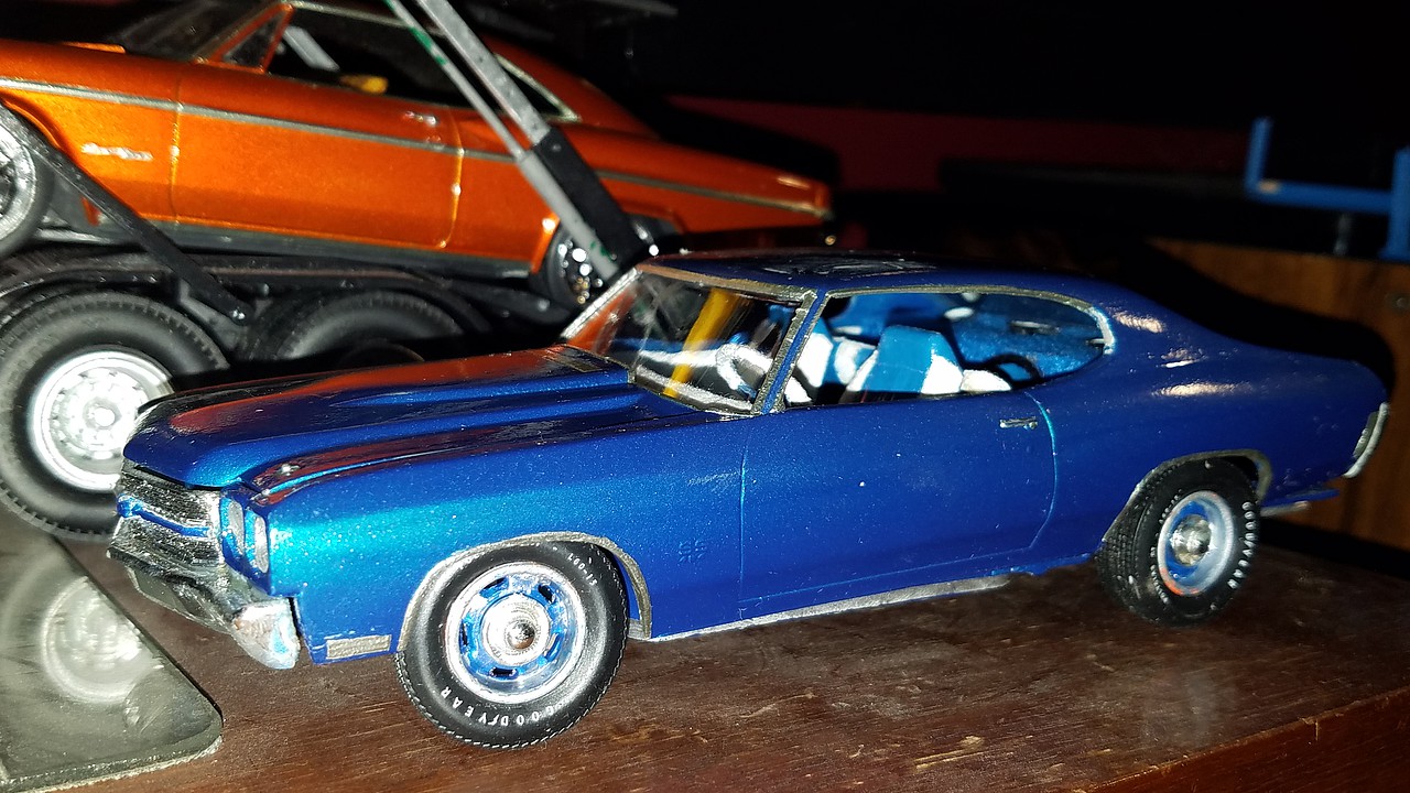 '70 Chevelle Baldwin Motion -- Plastic Model Car Kit -- 1/24 Scale ...