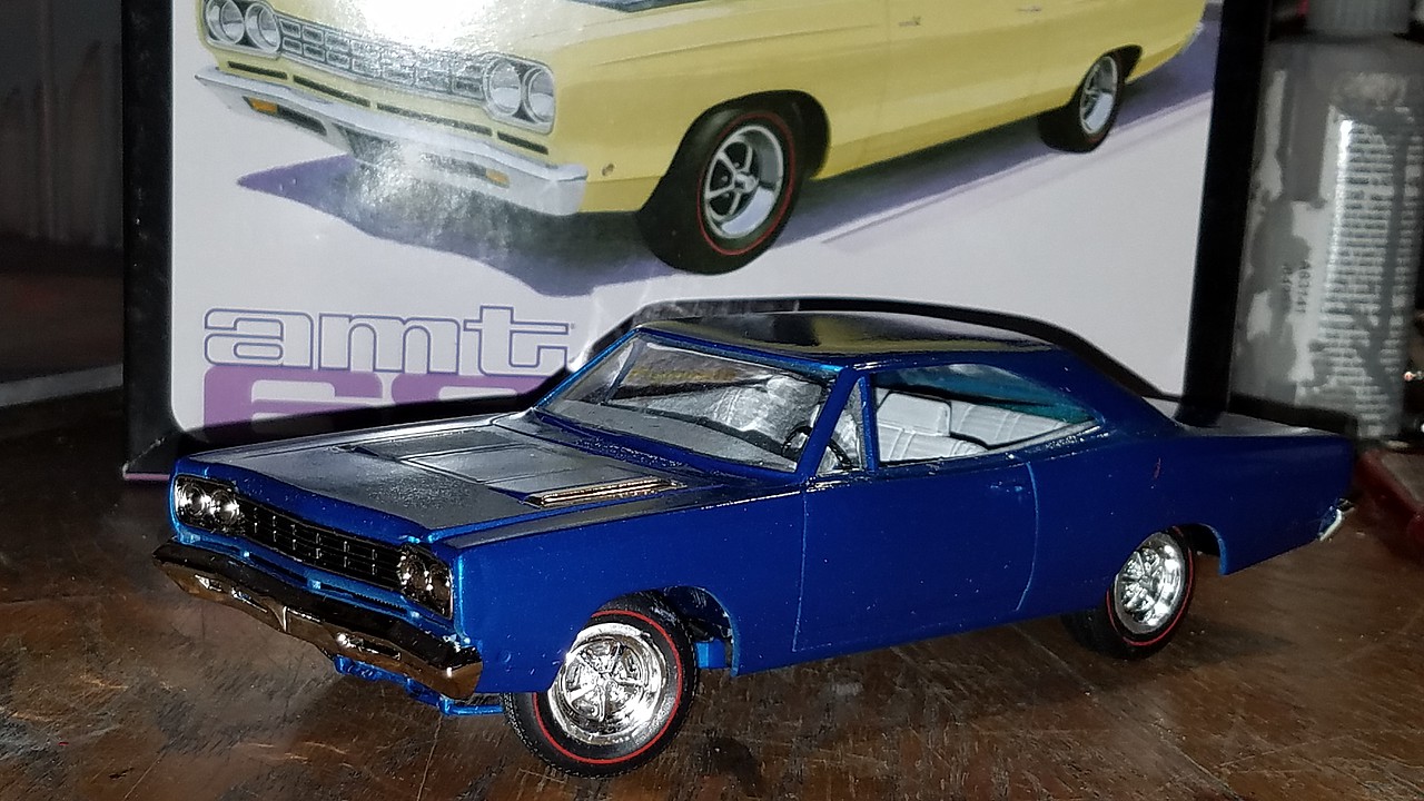 1968 Plymouth Roadrunner -- Plastic Model Car Kit -- 1/25 Scale -- #821 ...