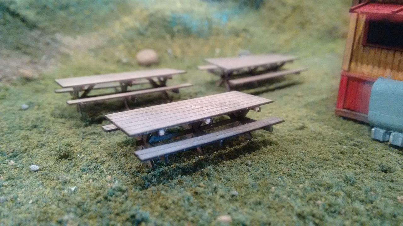 Picnic Tables 6 Pack Kit -- HO Scale Model Railroad Building Accessory ...