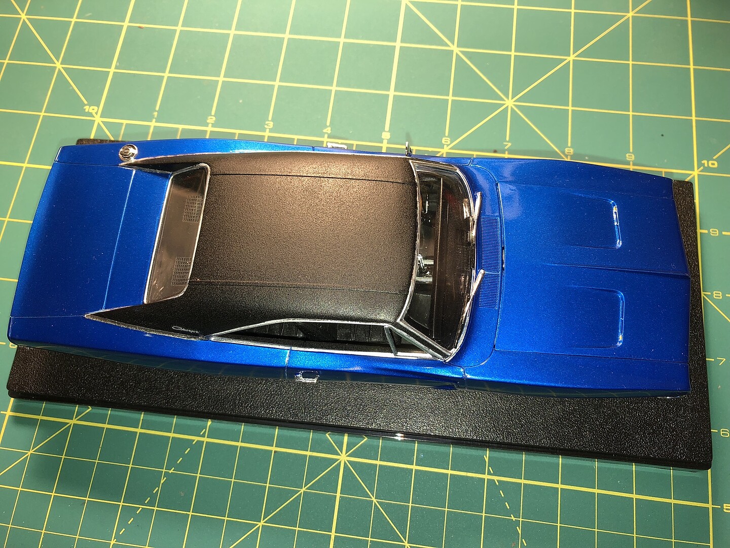 1968 Dodge Charger 2'n1 -- Plastic Model Car Kit -- 1/25 Scale ...