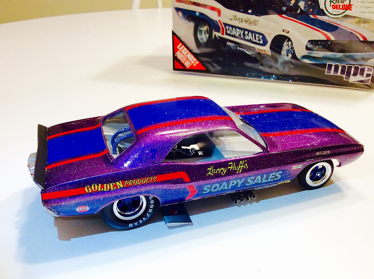 Dodge Challenger Soapy Sales Funny Car -- Plastic Model Car Kit -- 1/25 ...