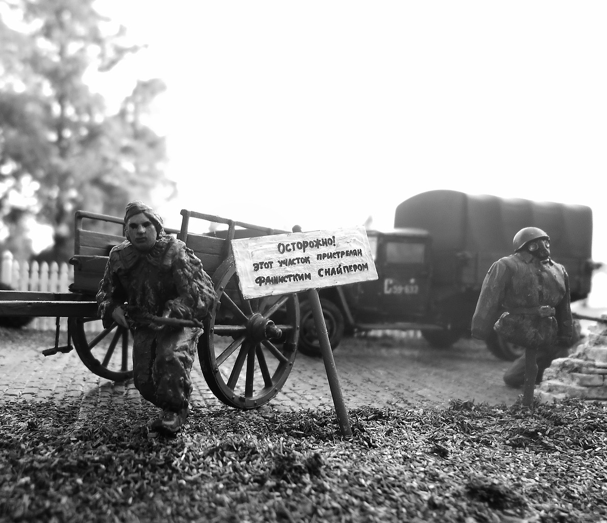 WWII Soviet Snipers (5) -- Plastic Model Military Figure -- 1/35 Scale ...