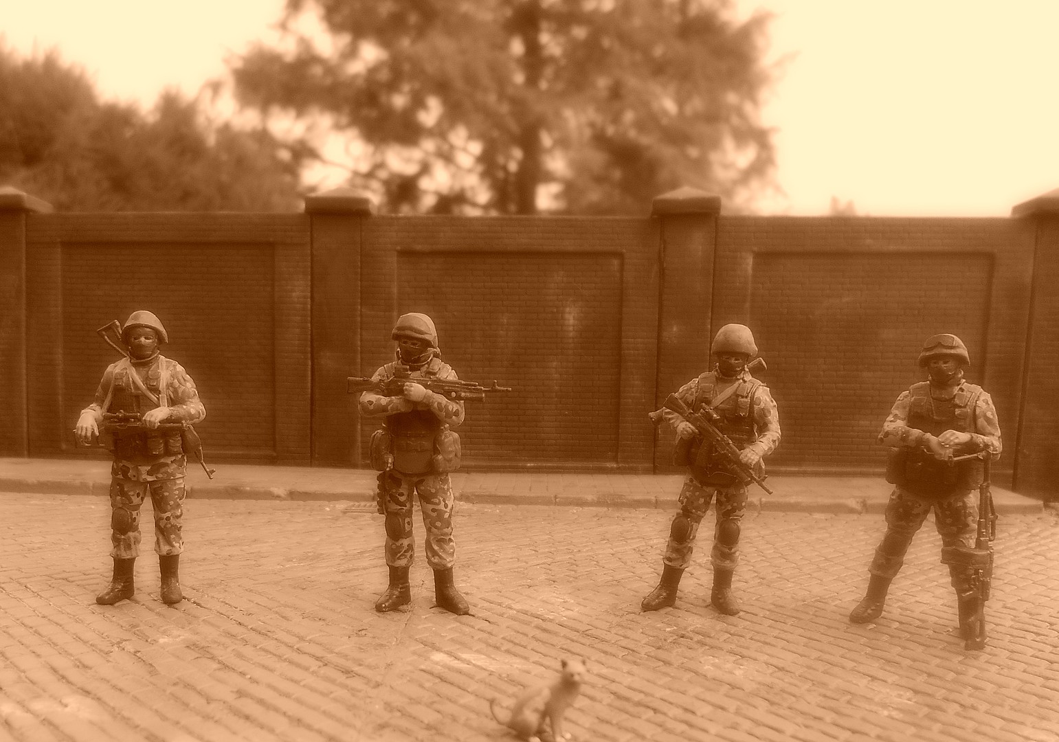 Modern Russian Infantry -- Plastic Model Military Figure Kit -- 1/35 ...