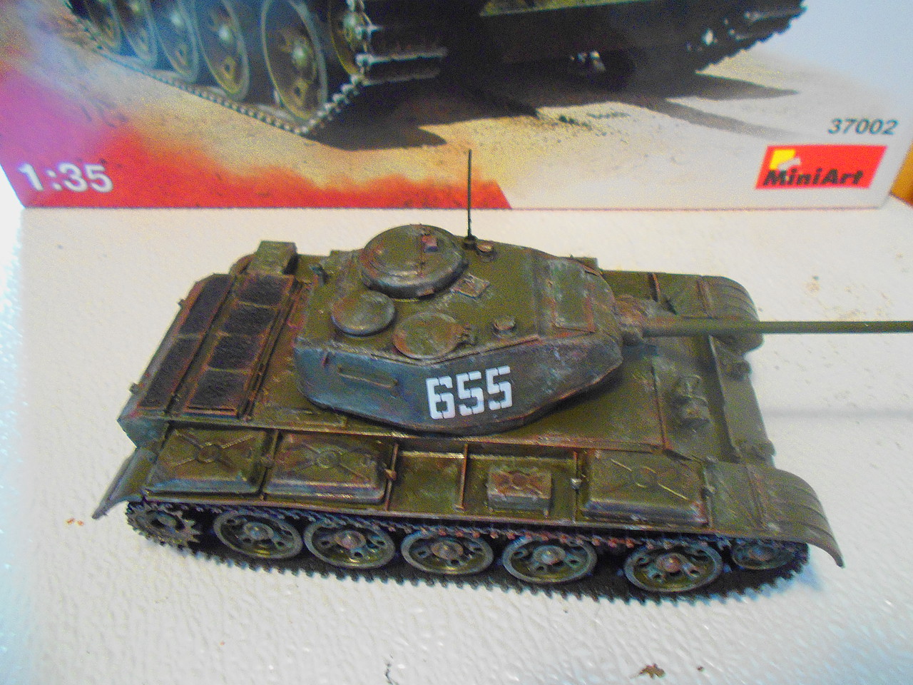 T44M Soviet Medium Tank -- Plastic Model Military Vehicle Kit -- 1/35 ...