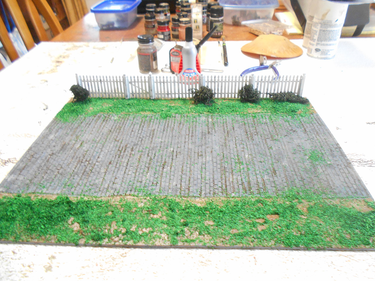 Village Road Section -- Plastic Model Diorama -- 1/35 Scale -- #36042 ...