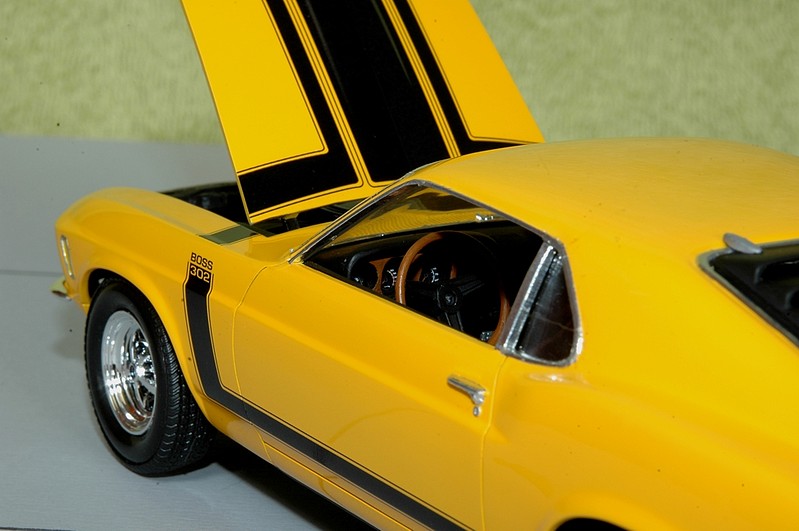 1970 Ford Mustang Mach 1 2'n1 -- Plastic Model Car Kit -- 1/24 Scale ...
