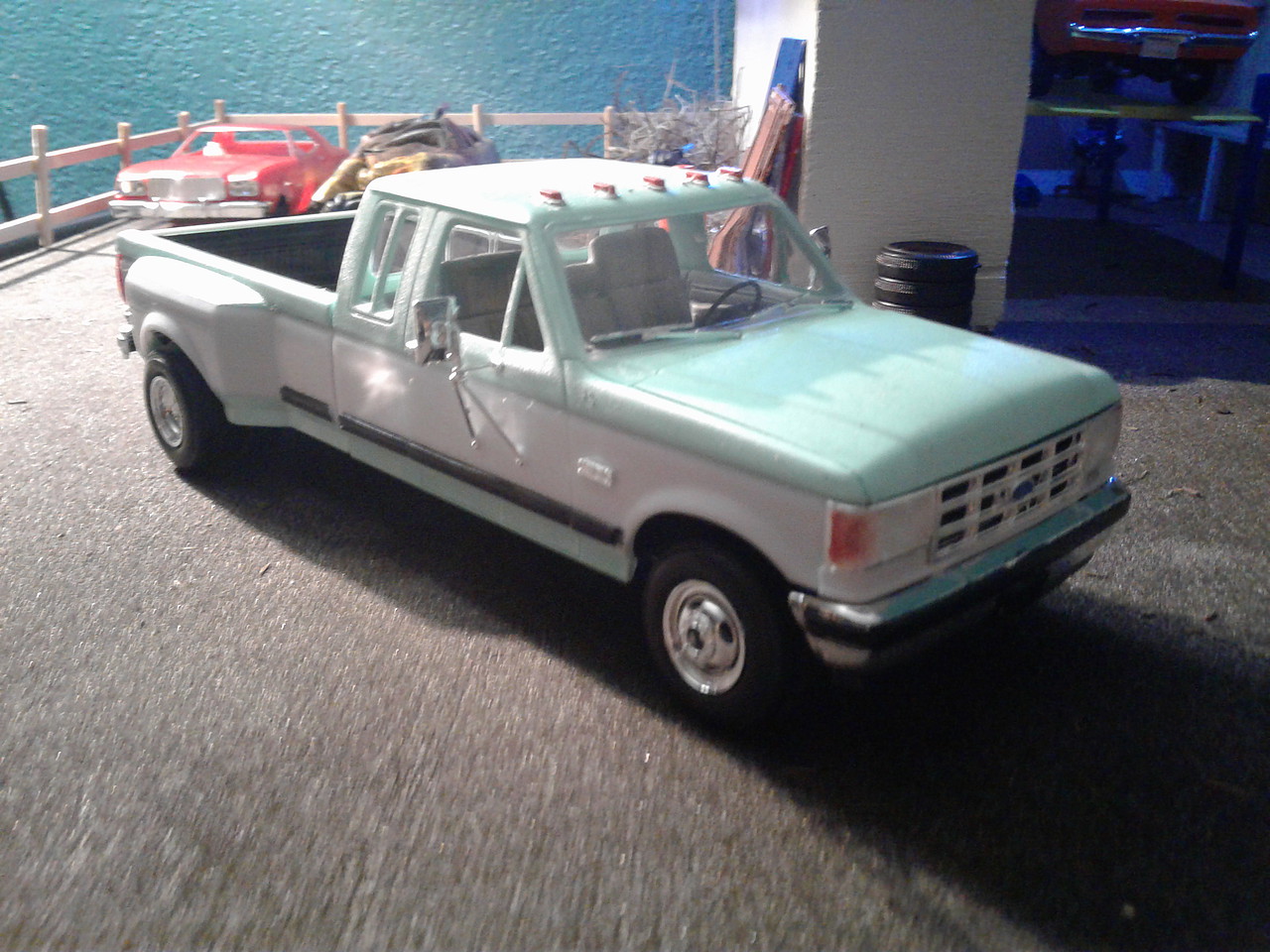 1991 Ford F-350 Dually -- Plastic Model Truck Kit -- 1/24 Scale ...