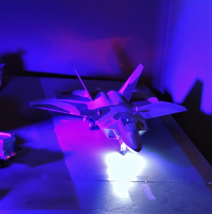 F-22 Raptor -- Plastic Model Airplane Kit -- 1/48 Scale -- #550850 ...