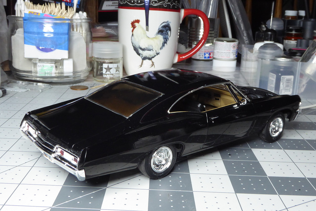 1967 Chevy Impala SS (Stock) -- Plastic Model Car Kit -- 1/25 Scale ...