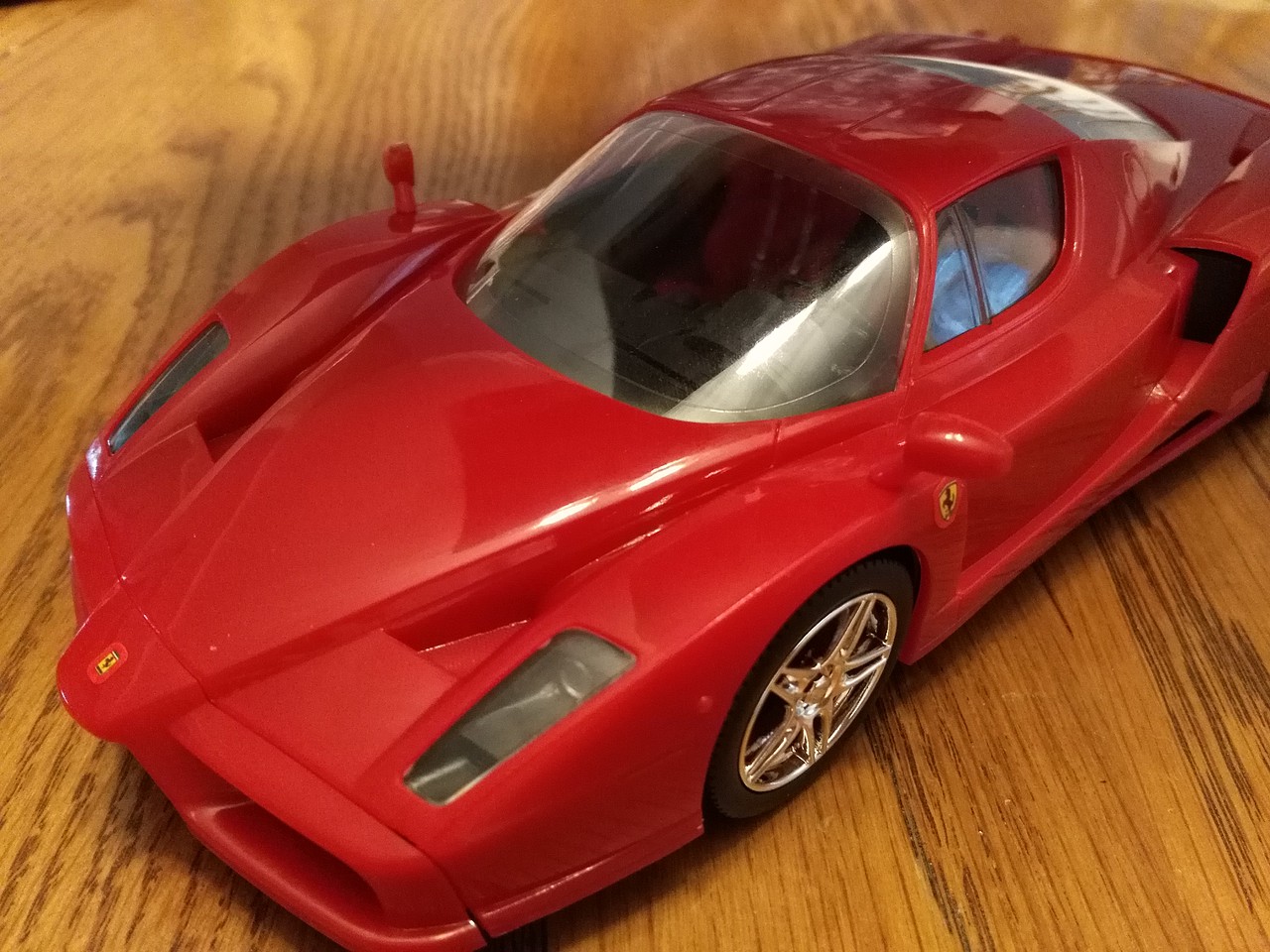 Ferrari Enzo -- Snap Tite Plastic Model Vehicle Kit -- 1/24 Scale ...
