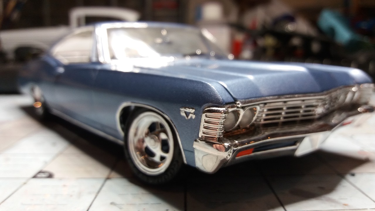 1967 Chevy Impala SS (Stock) -- Plastic Model Car Kit -- 1/25 Scale ...