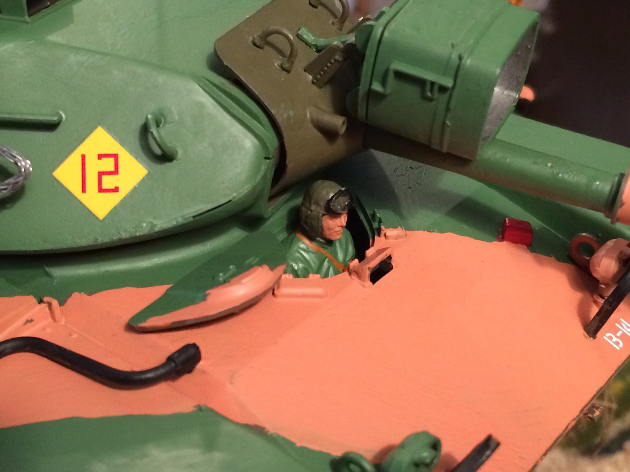 US Tank M60A1 -- Plastic Model Military Vehicle Kit -- 1/35 Scale ...