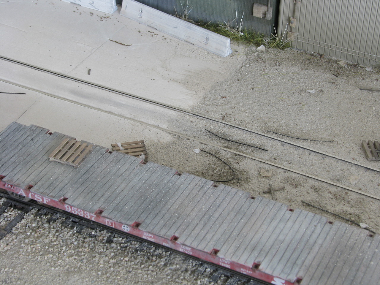 Concrete K-Rail Barrier -- HO Scale Model Railroad Road Accessory ...