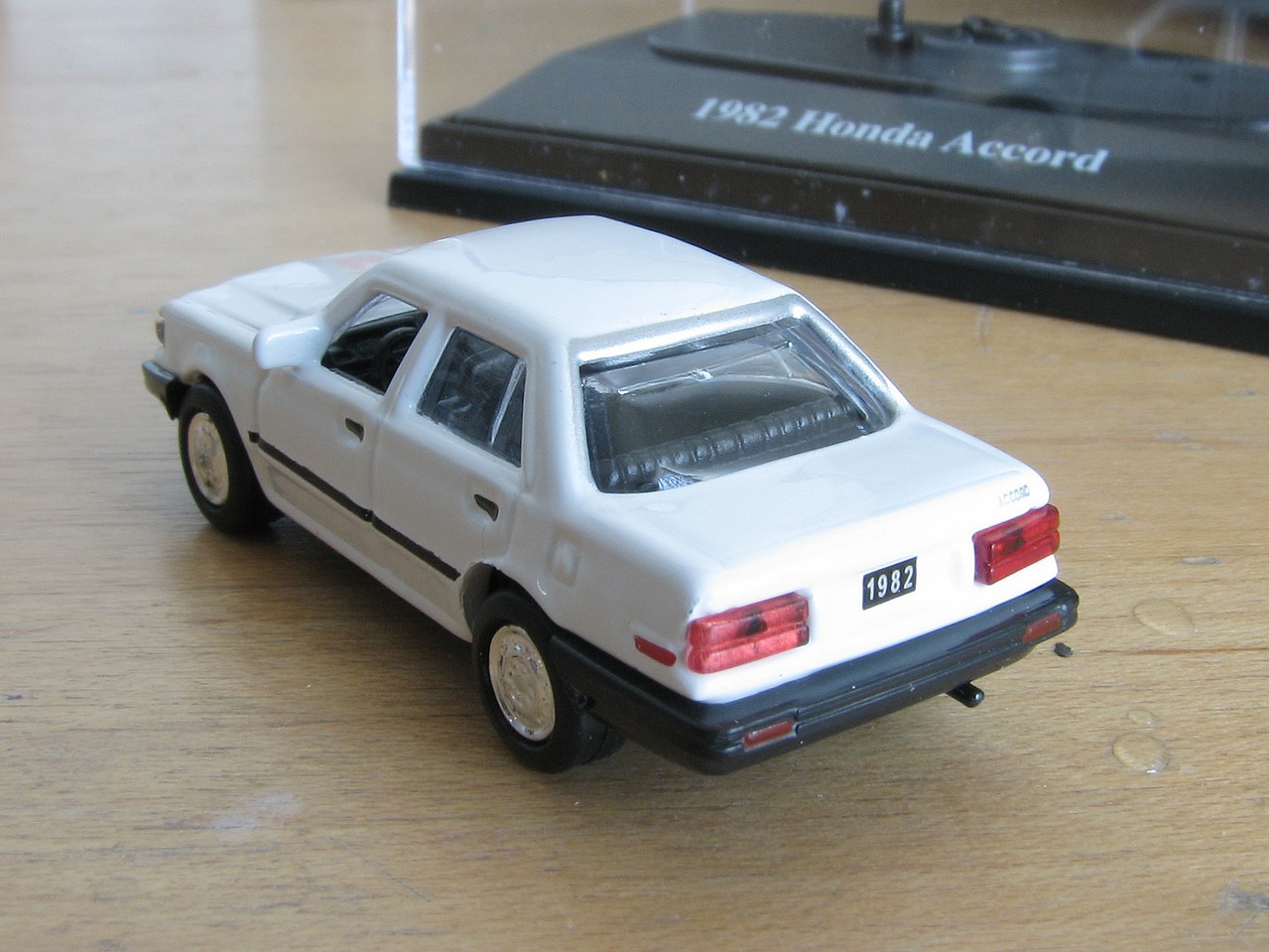 1982 Honda Accord -- HO Scale Model Railroad Roadway Vehicle -- #8011 ...