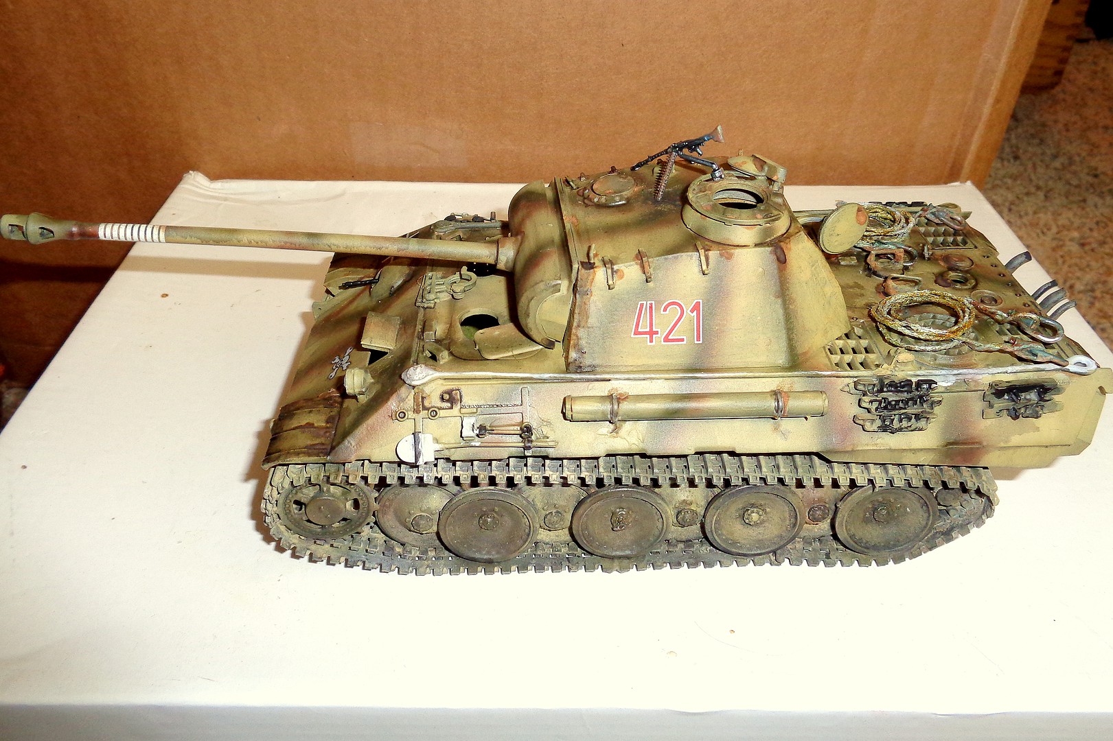 German Panther Medium Tank -- Plastic Model Military Vehicle Kit -- 1/ ...