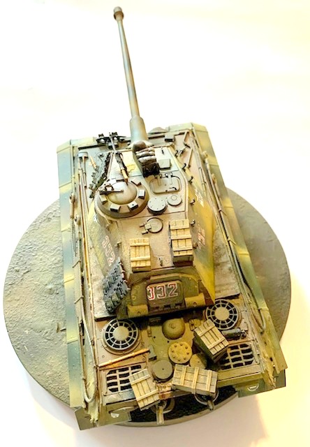 King Tiger Tank -- Plastic Model Military Vehicle Kit -- 1/35 Scale ...