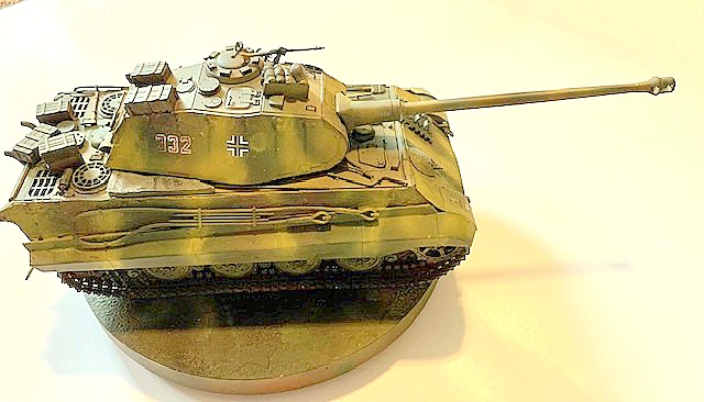 King Tiger Tank -- Plastic Model Military Vehicle Kit -- 1/35 Scale ...