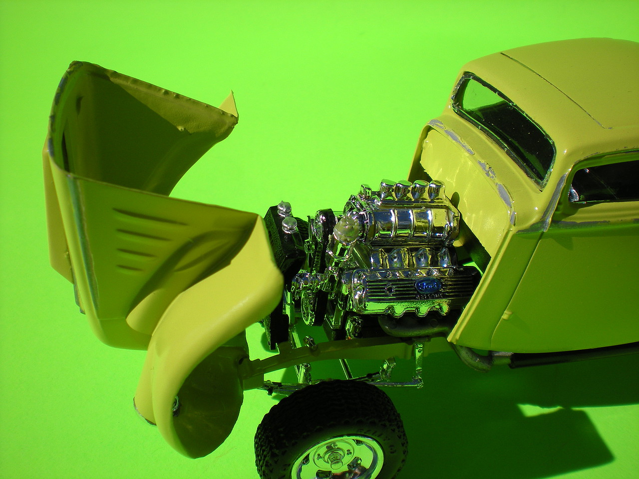 Ohio George 1933 Willy's Gasser Dragster -- Plastic Model Car Kit -- 1/ ...